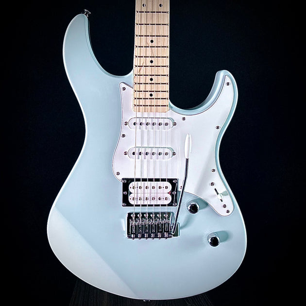 Yamaha PAC112VM Pacifica – Music Villa MT