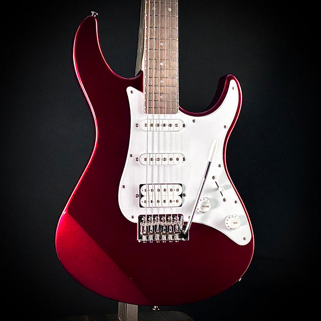 Yamaha PAC012 Pacifica – Music Villa MT